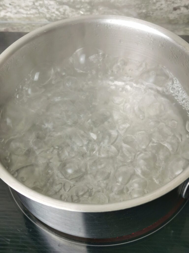 How to Boil Quail Eggs – Soft, Medium & Hard (2 Easy Methods)