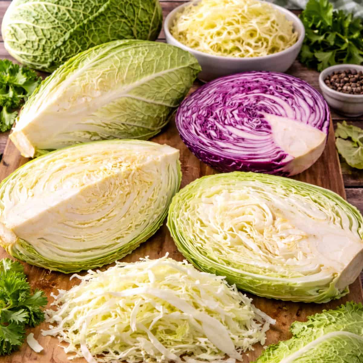 Types of Cabbage Explained: Pictures, Seasons & Best Uses